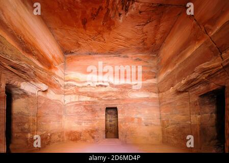 Inside the Treasury Petra Jordan Stock Photo - Alamy