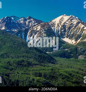 gallatin peak in the spanish peaks section of the madison range in the ...