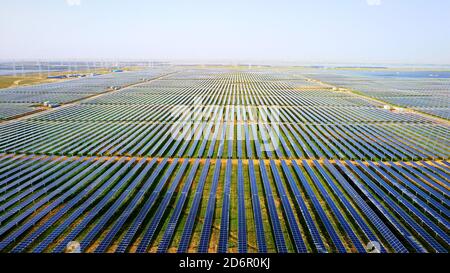 The clean energy are transmitted to the whole country from the Gobi ...