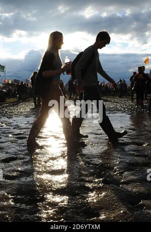 Mud on the first day of the Reading Festival in Berkshire Stock Photo ...