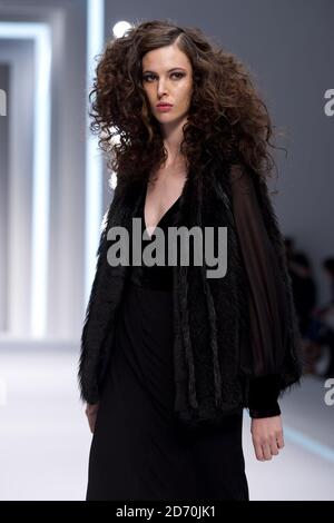 Ruby Aldridge on the catwalk Stock Photo - Alamy