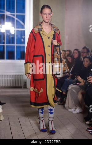 Model Laura Toth walks on the runway during the Simone Rocha Fashion ...