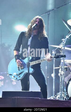 Dave Grohl and Foo Fighters perform at the 2012 Democratic National ...