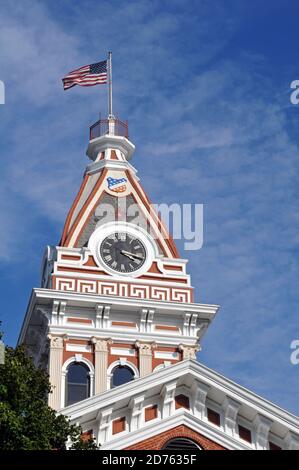 pontiac courthouse on route 66 illinois Stock Photo - Alamy