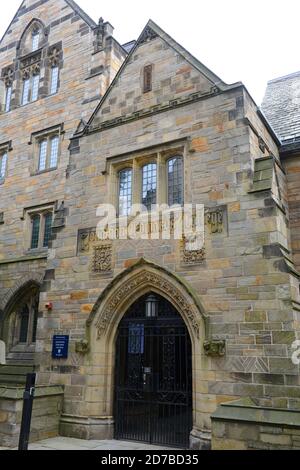 The Jonathan Edwards College Building, at Yale University, in New Haven ...