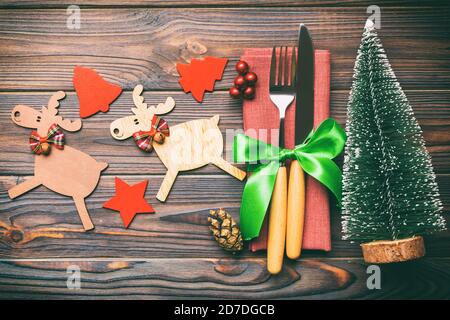 christmas cutlery set up on table Stock Photo - Alamy