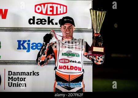 Vojens, Denmark. 30th, September 2020. Speedway rider Anders Thomsen (R ...