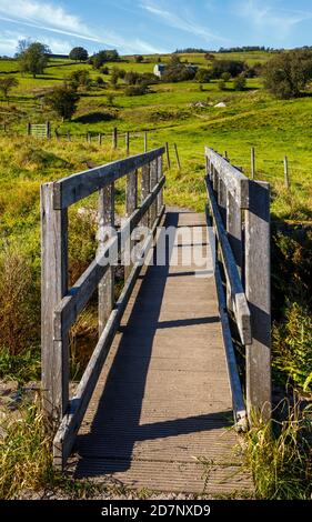 Hull Mill Pond at Delph, Saddleworth, Greater manchester Stock Photo ...