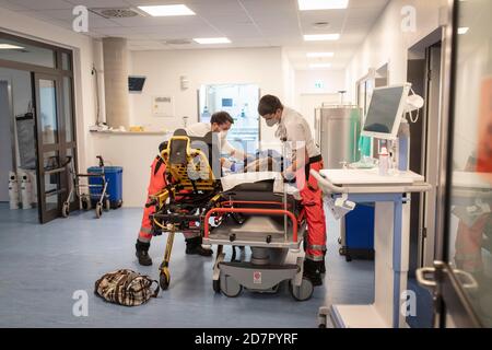 Emergency room for coronavirus patients in Tourcoing, France, march ...