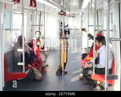 Public transportation in Punjab , Pakistan Stock Photo - Alamy