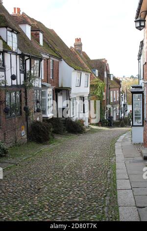 The medieval Mermaid Inn built in 1420 along Mermaid Street Rye, East ...