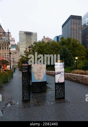 Train and downtown Manhattan in park Stock Photo - Alamy