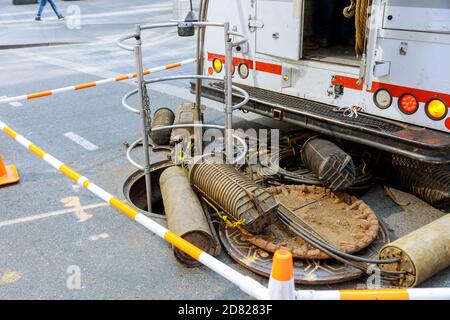 Installation of underground cable; electricity, internet or something ...