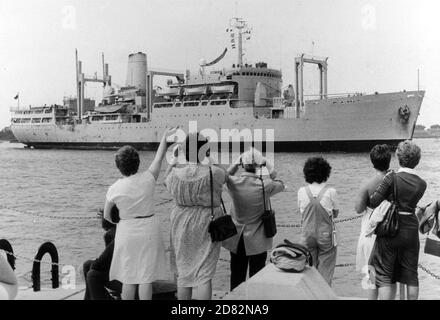 RFA STROMNESS ARRIVES BACK IN PORTSMOUTH FROM THE FALKLANDS WAR. 1982 ...