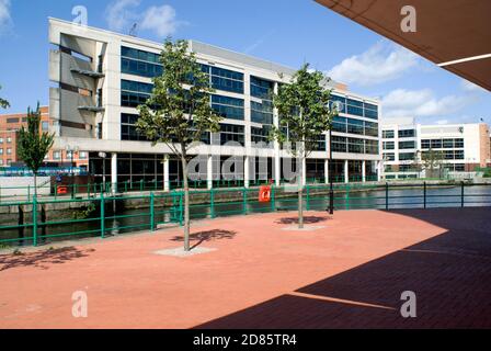 Office Buildings, Scott Harbour, Cardiff Bay Stock Photo - Alamy