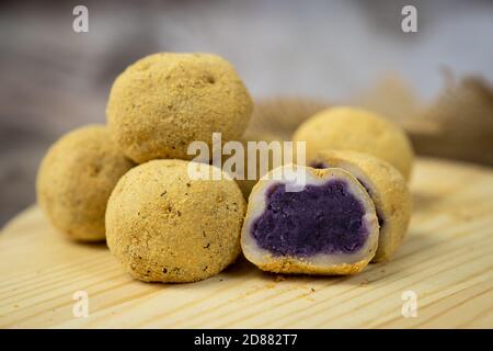 Japanese potato shaped dango Stock Photo - Alamy