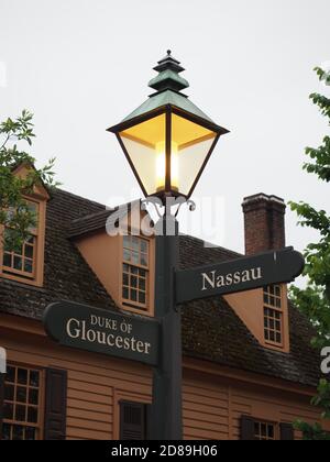 Street Lamp, Colonial Williamsburg Stock Photo - Alamy