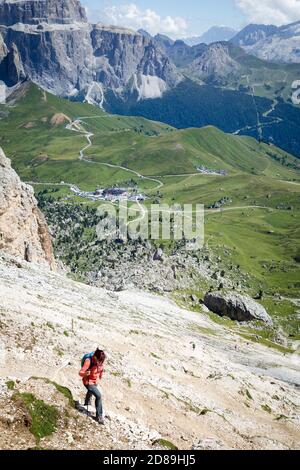 woman hiking in the Italian Dolomites, Girl hiking to Lago Di Sorapis ...