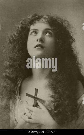 Maude Fealy (American actress) - photo by Hutchinson & Svendsen (London ...