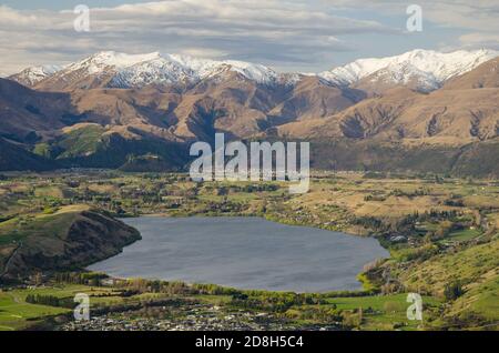 Lookout point of The Remarkables mountain range in Queenstown, New ...