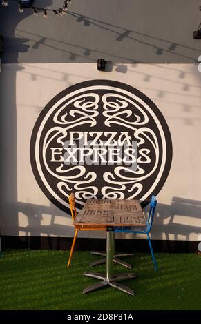 Pizza Express Restaurant, London Wall, London, England Stock Photo - Alamy