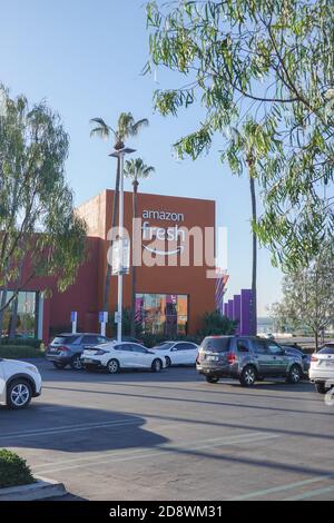 Amazon fresh storefront and sign at their new tech smart grocery store ...