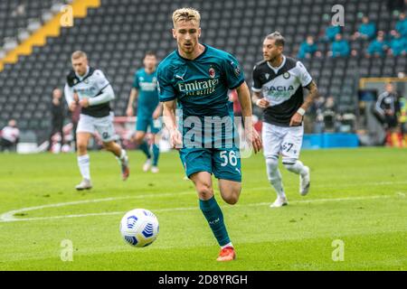 Alexis Saelemaekers of AC Milan during the Serie A match between SS ...