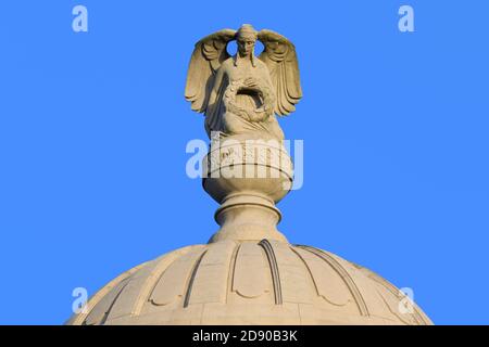 Angel statue to war dead, war memorial, Volterra, Tuscany, Italy Stock ...