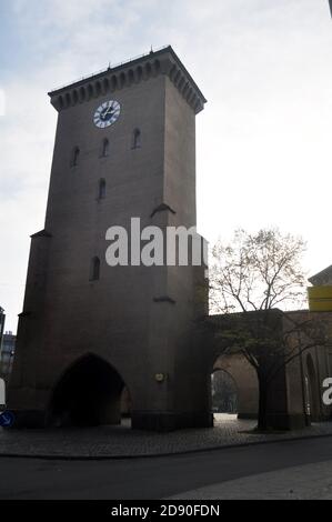 City gate and gate tower of the Isar Gate, Isartorplatz, Munich, Upper ...