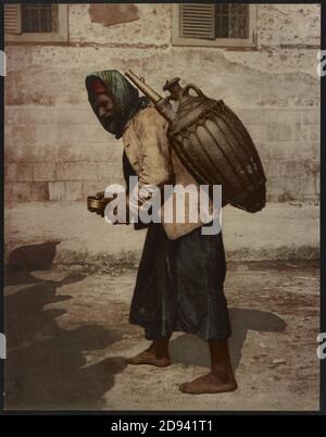 Kairo, porteur d'eau potable Stock Photo - Alamy