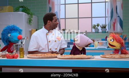 HELPSTERS, from left: Cody (voice: Stephanie D'Abruzzo), Scatter (voice ...