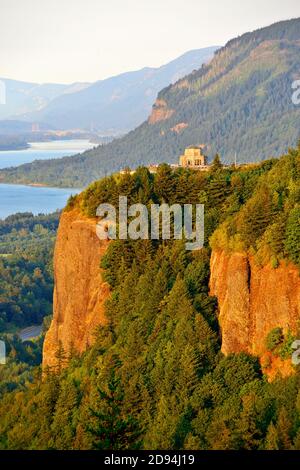 Mountain and Cliff View at Columbia Gorge National Scenic Area Stock ...
