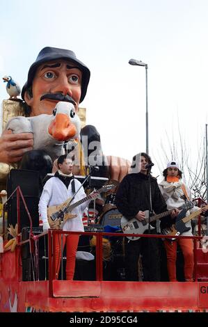 CREMA - FEBRUARY 14 : the parade of carnival floats in papier-mache ...