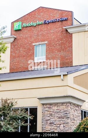 Holiday Inn exterior view with a focus on the Holiday Inn signage Stock ...