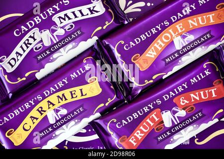 Cadbury Dairy Milk Classic Retro Collection Stock Photo - Alamy