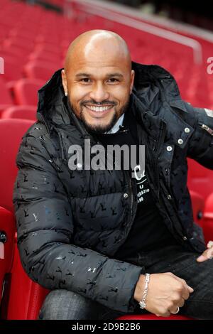 Amsterdam, Netherlands. 04th Nov, 2020. AMSTERDAM, 04-11-2020 book ...