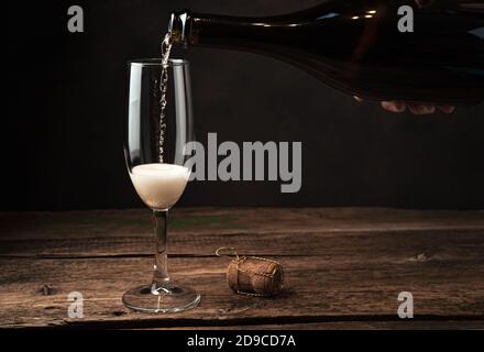 champagne foam, bottle of champagne, alcohol, drink, party Stock Photo ...