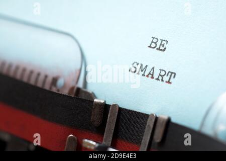 Do not use internet phrase written with a typewriter Stock Photo - Alamy