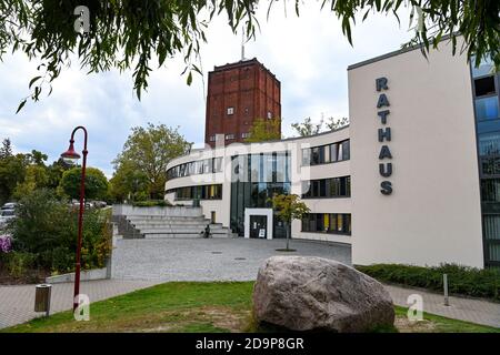 Neuenhagen, Germany. 05th Oct, 2020. The town hall of Neuenhagen is an ...