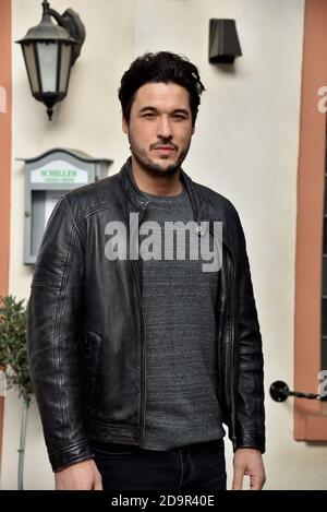 Cologne, Germany. 04th Nov, 2020. The actor Alexander Milo poses in the ...