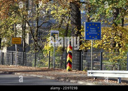 Grenzübergang Stadtbrücke Görlitz Zgorzelec Deutschland Polen border ...