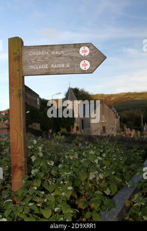 Scotland Ayrshire Straiton Walking sign Stock Photo - Alamy