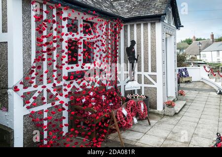 Remembering Together for Remembrance. A display by Crantock WI and Arty ...