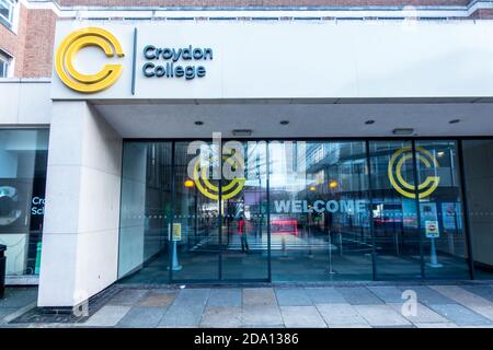 Croydon College, University Center Croydon Stock Photo - Alamy