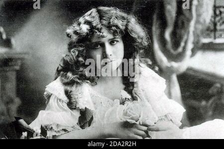 MABEL LOVE ( 1874-1953) English stage actress and dancer Stock Photo ...