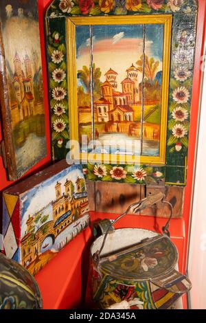 roses and castles traditional heritage painted buckets and watering ...