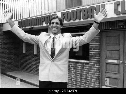 CHRIS NICHOLL TAKES OVER FROM LAWRIE MCMENEMY AS SOUTHAMPTON F.C ...