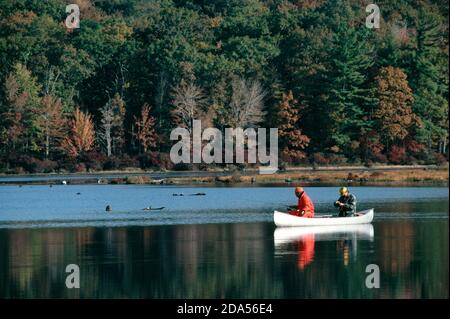 FISHING IN PECKS POND / POCONOS, PENNSYLVANIA Stock Photo - Alamy