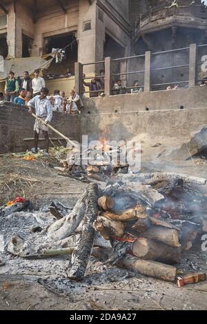 Varanasi, India, January 2008. Cremation ceremony in Manikarnika, the ...