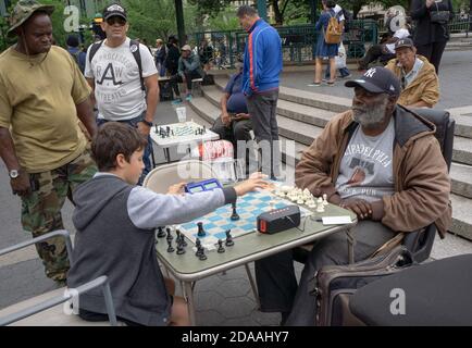 Playing Chess Union Square New York City Manhattan Stock Photo - Alamy